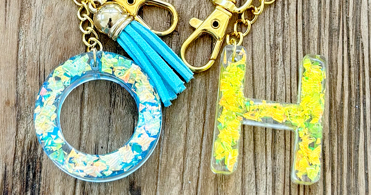 How To Make Resin Keychains - Inspirations Paint